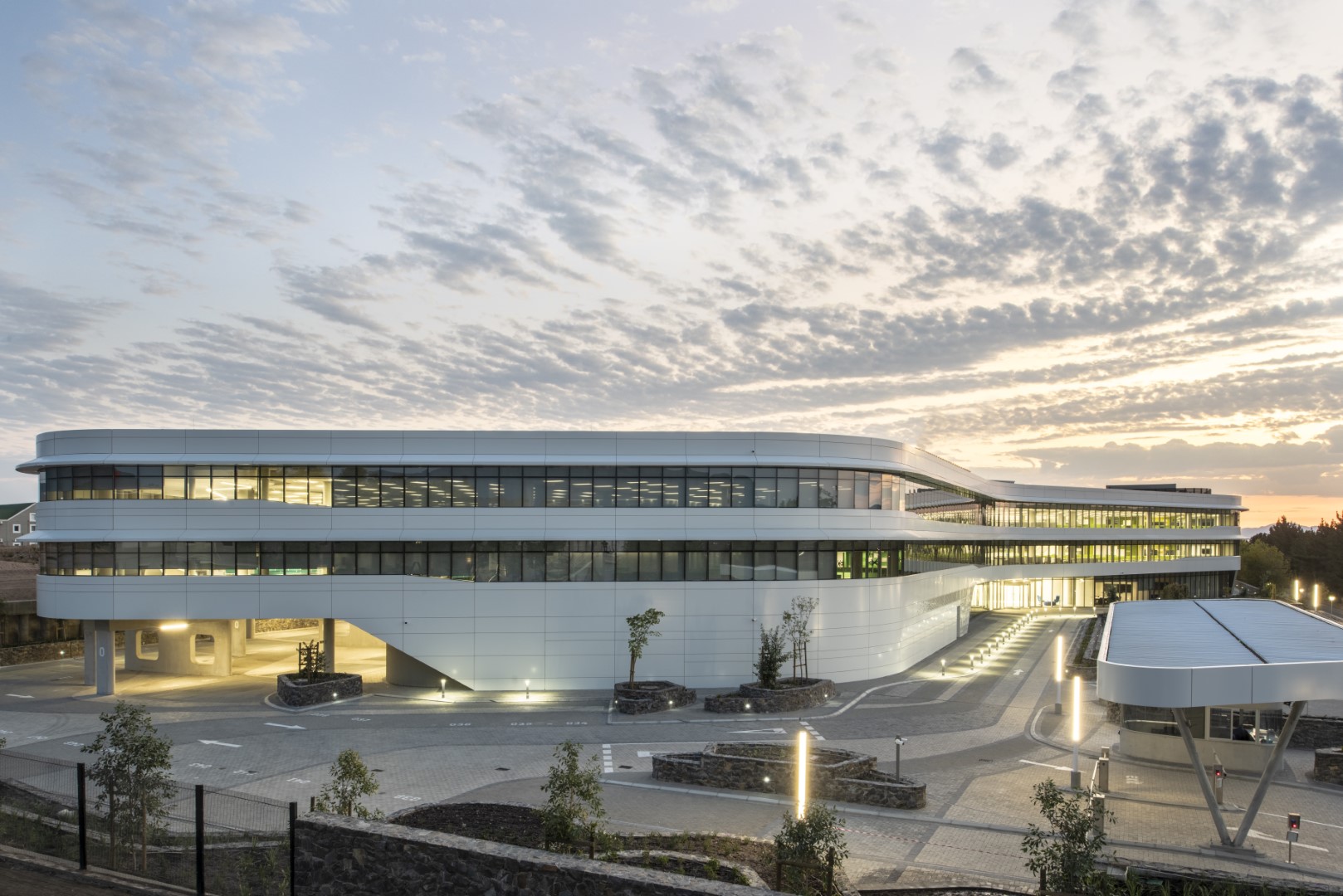 Capitec Bank Headquarters "iKhaya" - World Buildings Directory ...
