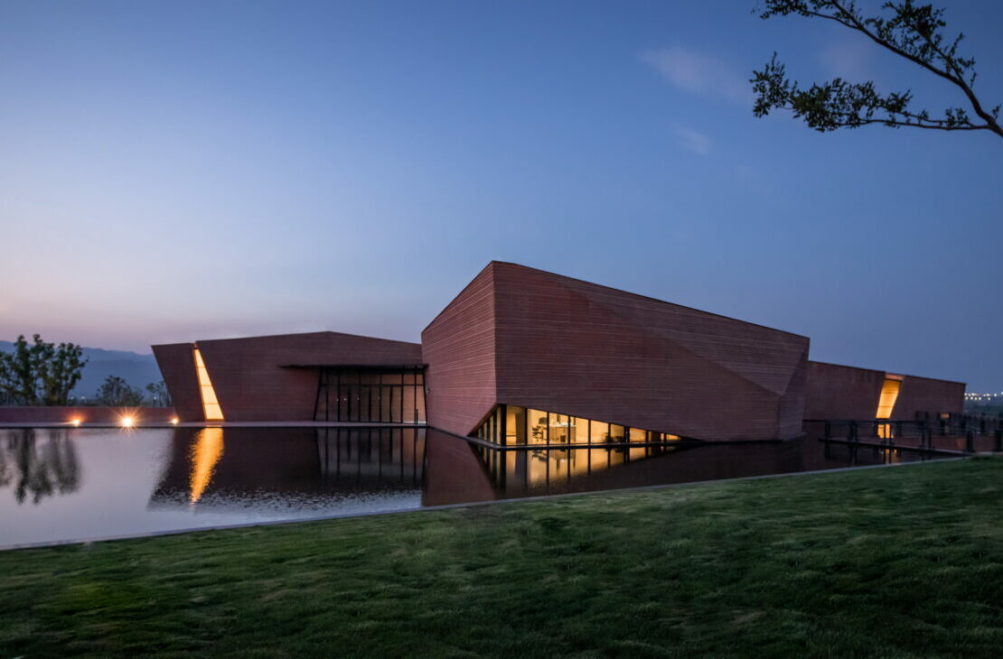 Yunnan Dongfengyun Art Center - World Buildings Directory ...