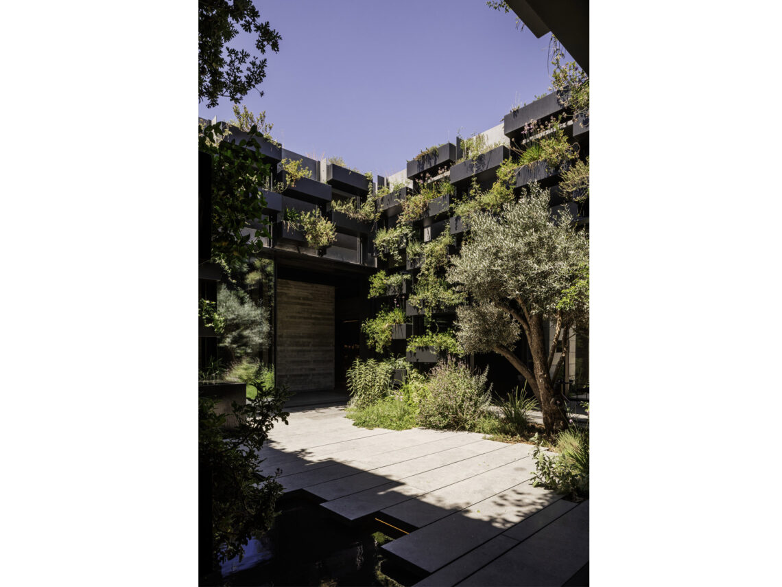Minthis - World Buildings Directory | Architecture Search Engine